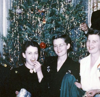 It's beginning to look a lot like Vintage Christmas - Glamour Daze